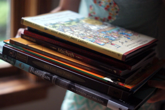 HOW TO CREATE A BOOK-BASED UNIT STUDY - Living Well + Learning Well