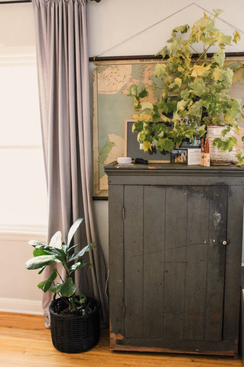 How To Love Living in a Little Home with a Big Family: A Fall Home Tour ...