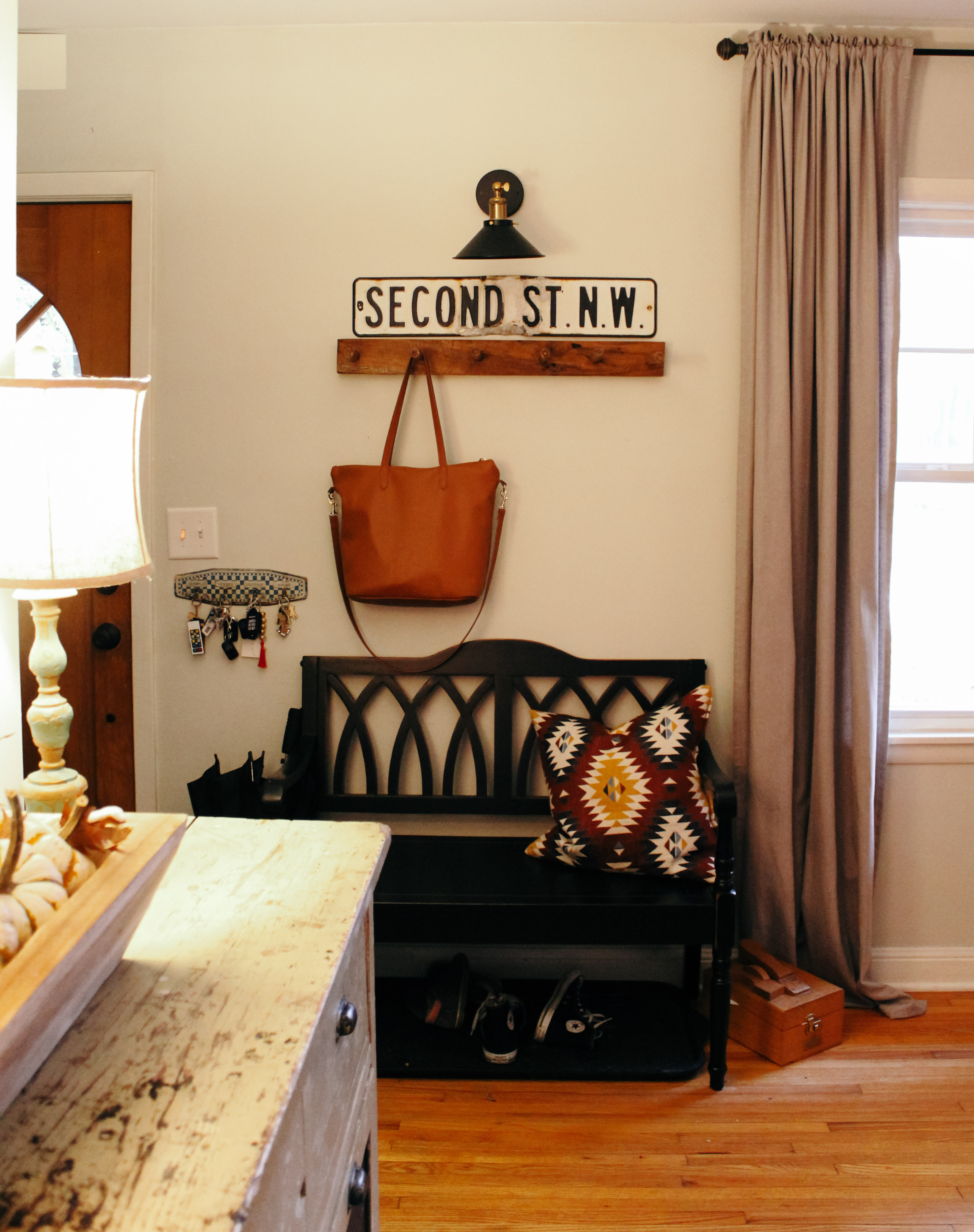 How To Love Living in a Little Home with a Big Family: A Fall Home Tour ...